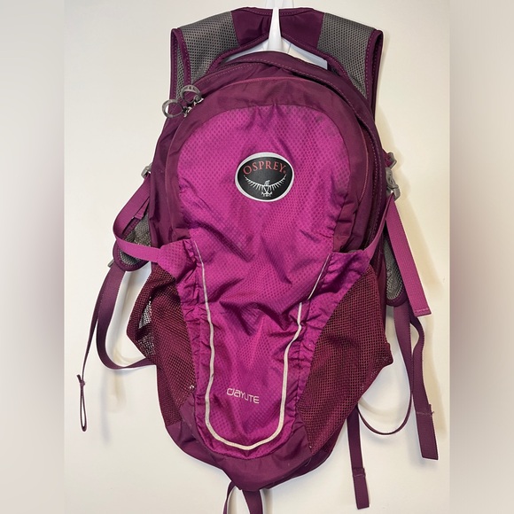 OSPREY | Bags | Osprey Daylite Lightweight Backpack Hiking Trail Bag ...